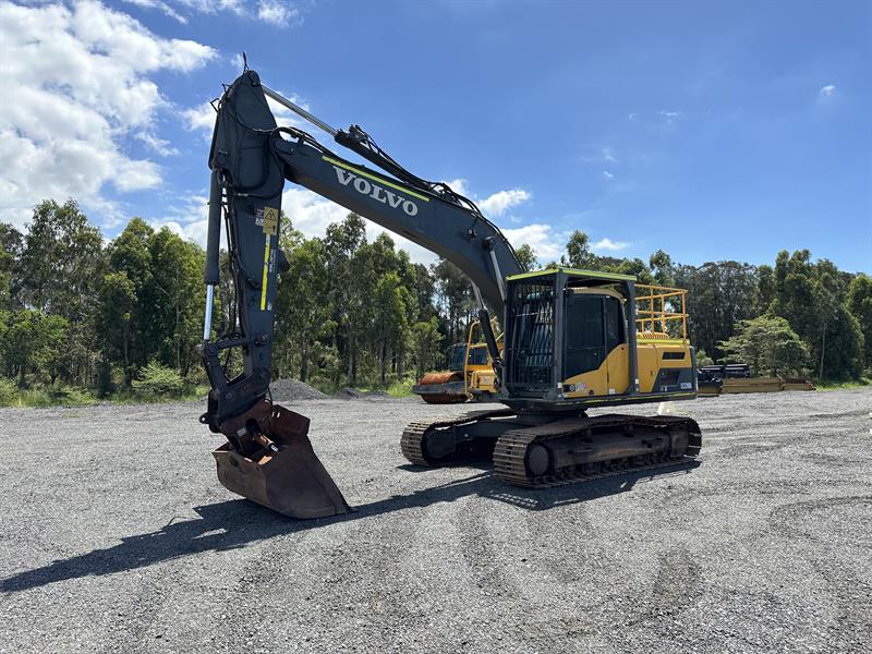 Ray White Nasco Auctioneers Item Detail